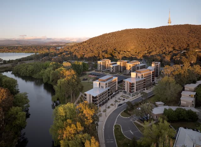 Bates Smart. Transformative thinking for the future city.